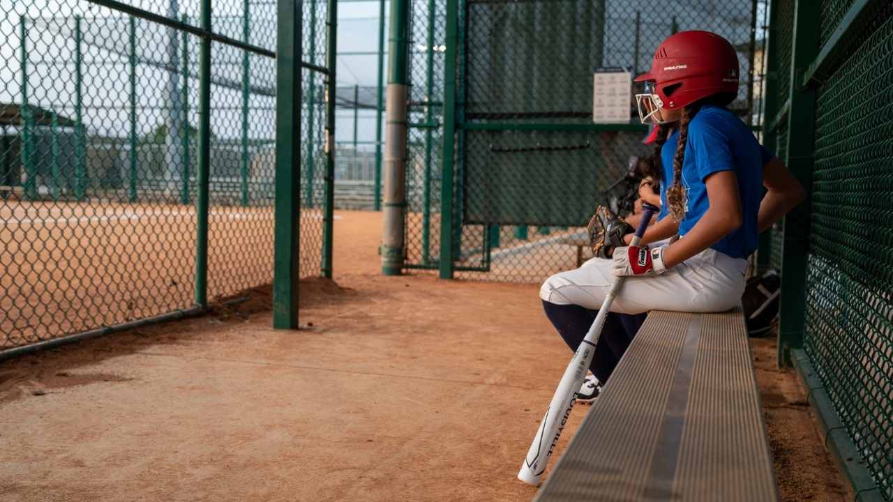 Game Day Advice for Youth Softball Coaches | MOJO Sports
