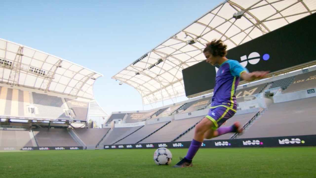 How to Take a Corner Kick | MOJO Sports