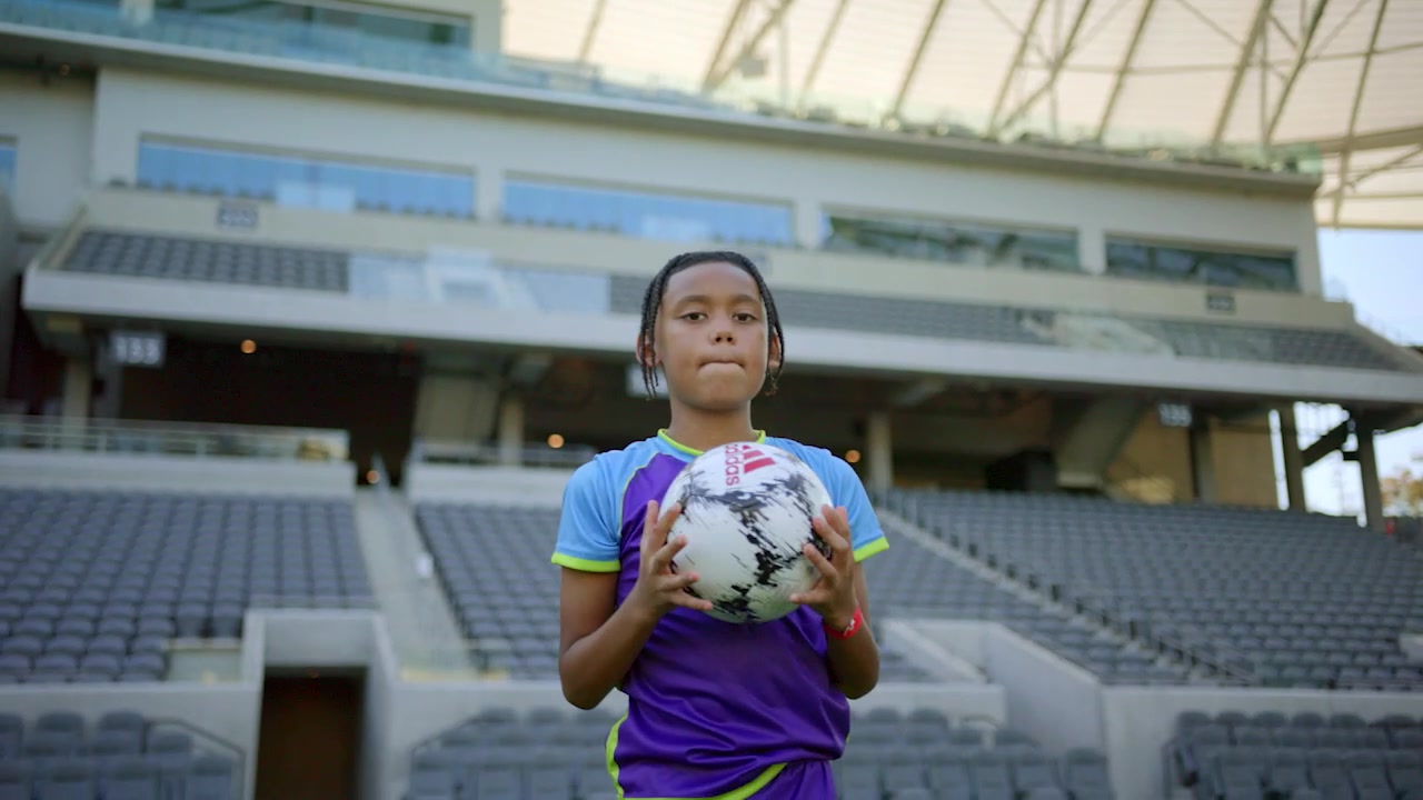 Soccer Skills 101: How to Do a Diamond Catch | MOJO Sports