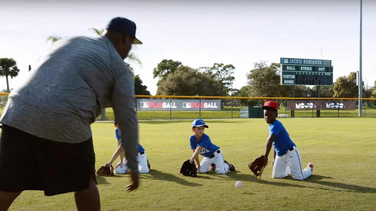 4 Go-To Ground Ball Drills for Beginners | MOJO Sports